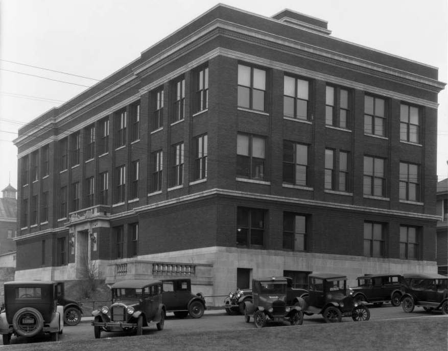 A History of Creighton University – NorthOmahaHistory.com